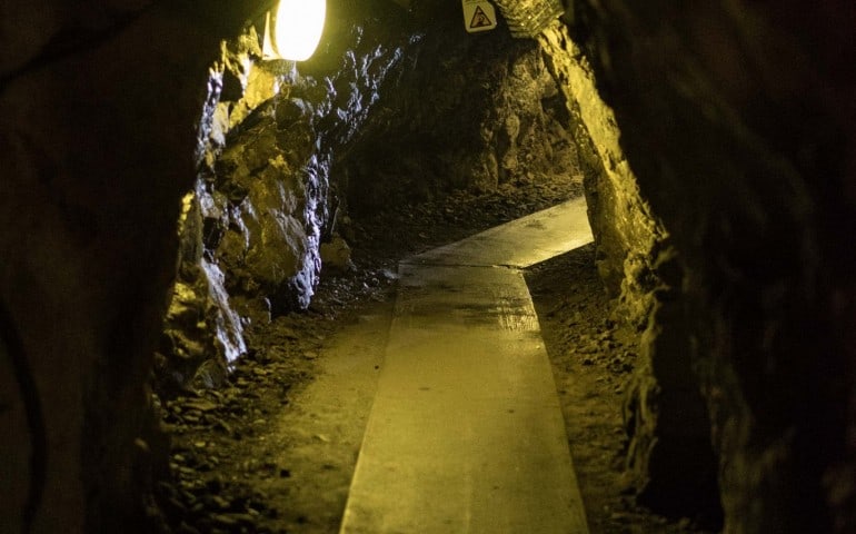 Enoshima Iwaya Cave: Take in some local history