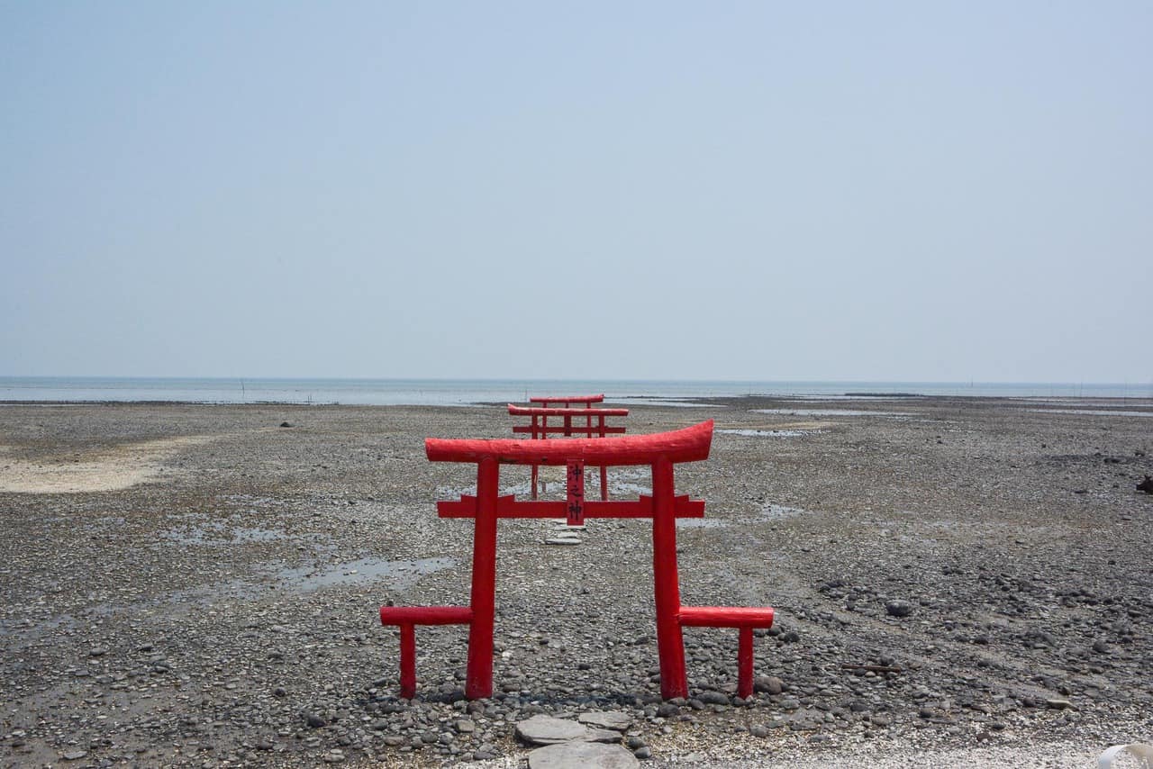 Discover the Mysterious Torii in the Sea in Tara Region, Saga