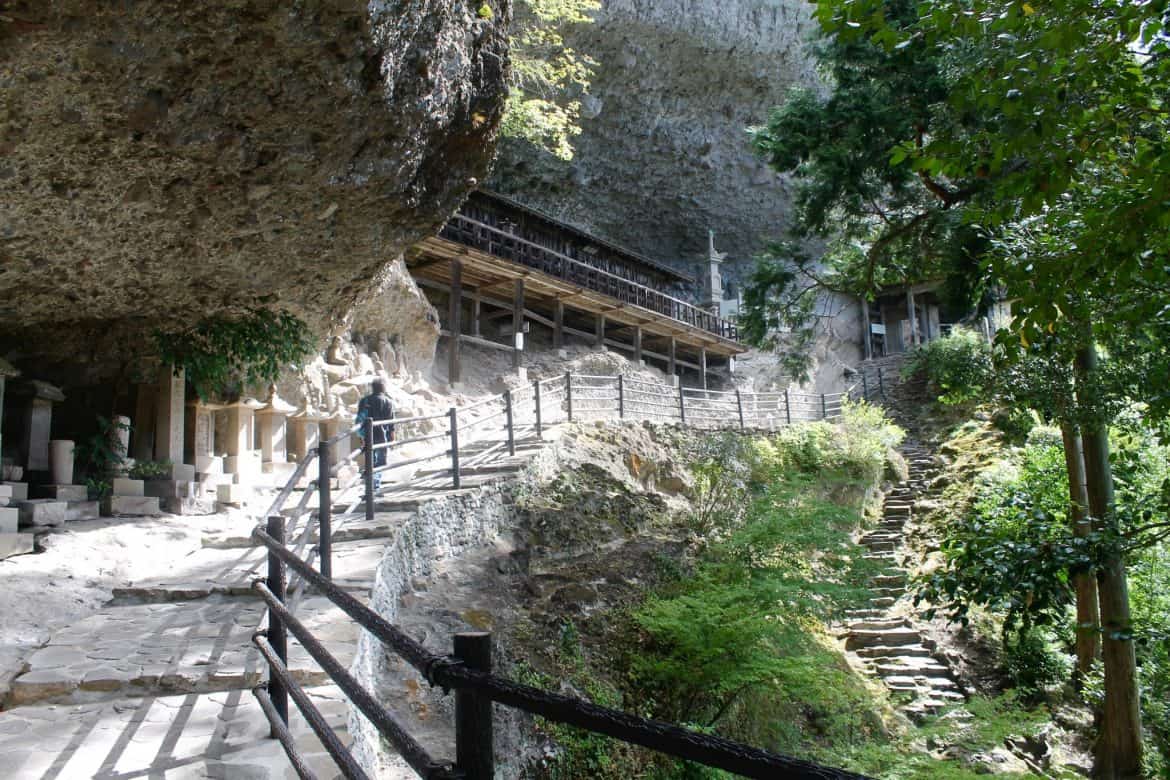 Discover Japan's famous scenic spot, Yabakei Gorge in Nakatsu