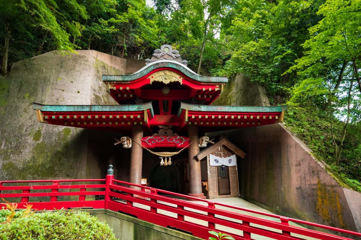 Discover Nakano Fudoson, An 800-year-old Temple Hidden In Fukushima