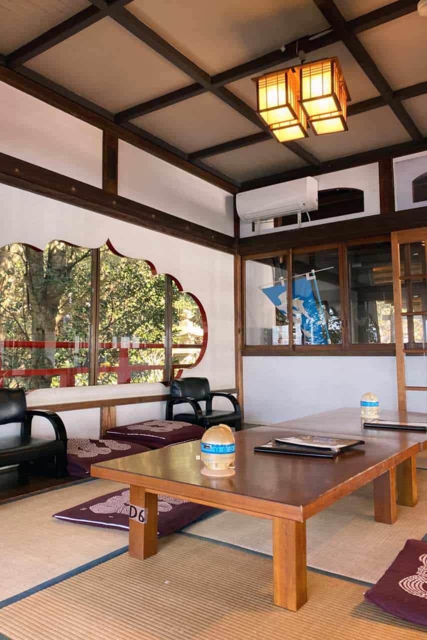 The Pearls of Enoshima: Fish, the Sea and Mount Fuji - VOYAPON