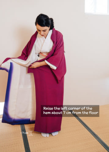 How to Wear a Kimono: With Step-by-Step Pictures and Video