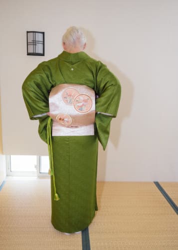 How To Tie a Nagoya Obi – With Pictures and Video