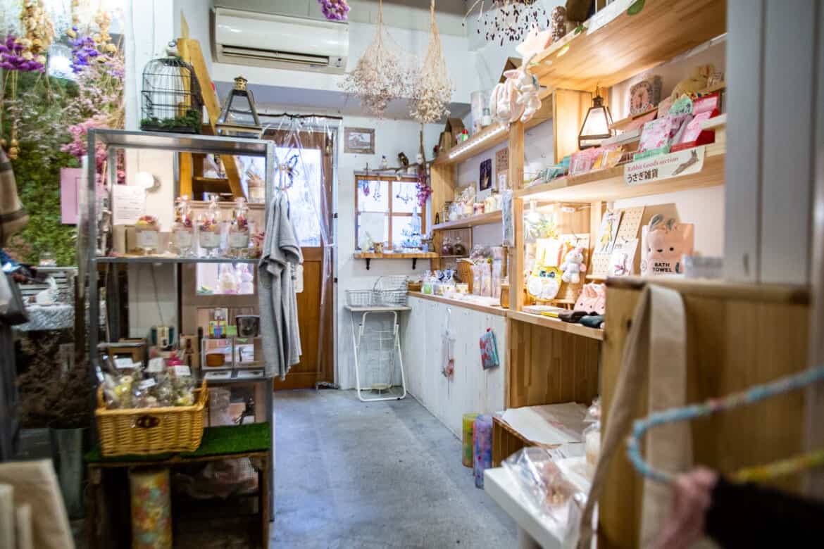 Nakazakicho, a Bohemian Neighborhood in Osaka