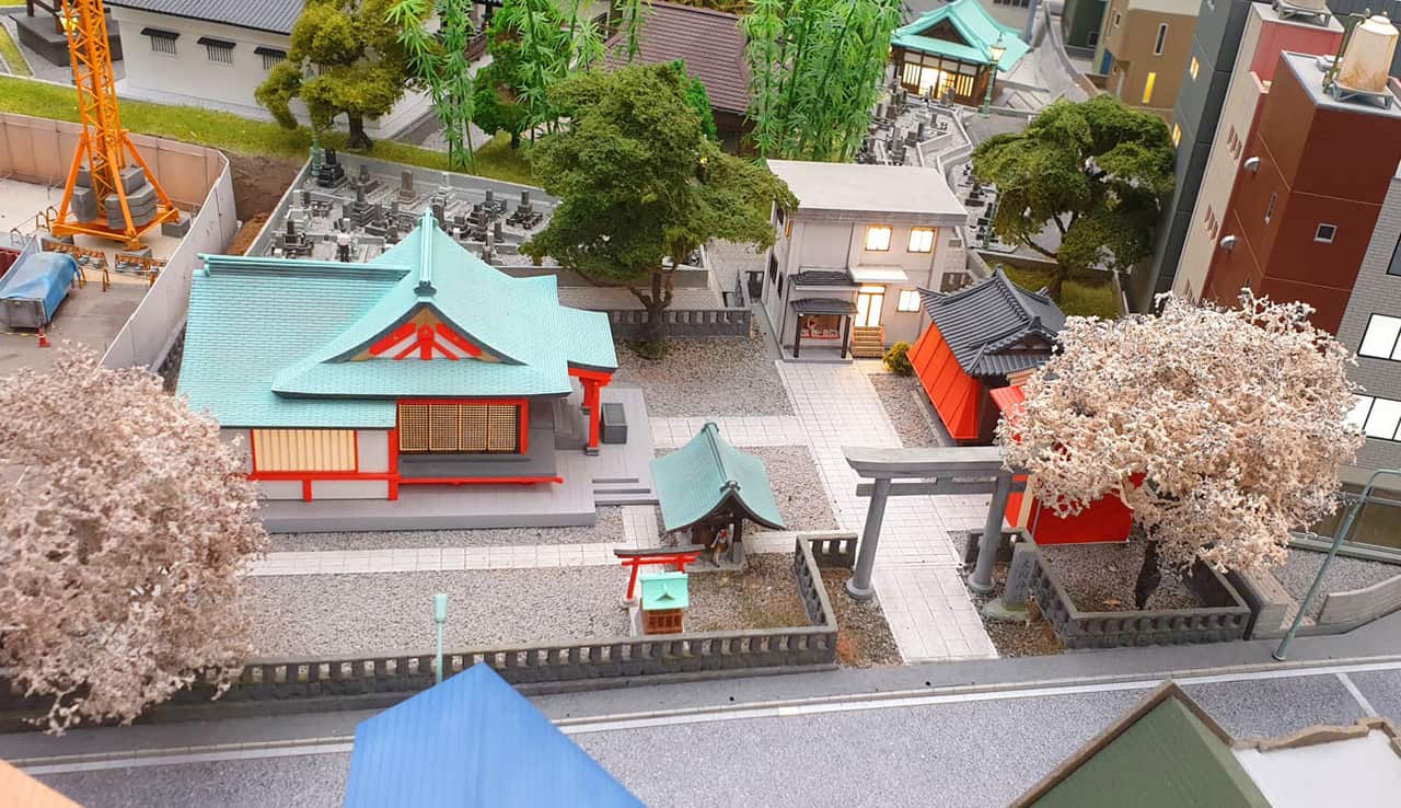 Small Worlds Tokyo: Dive into the Fabulous World of Miniatures