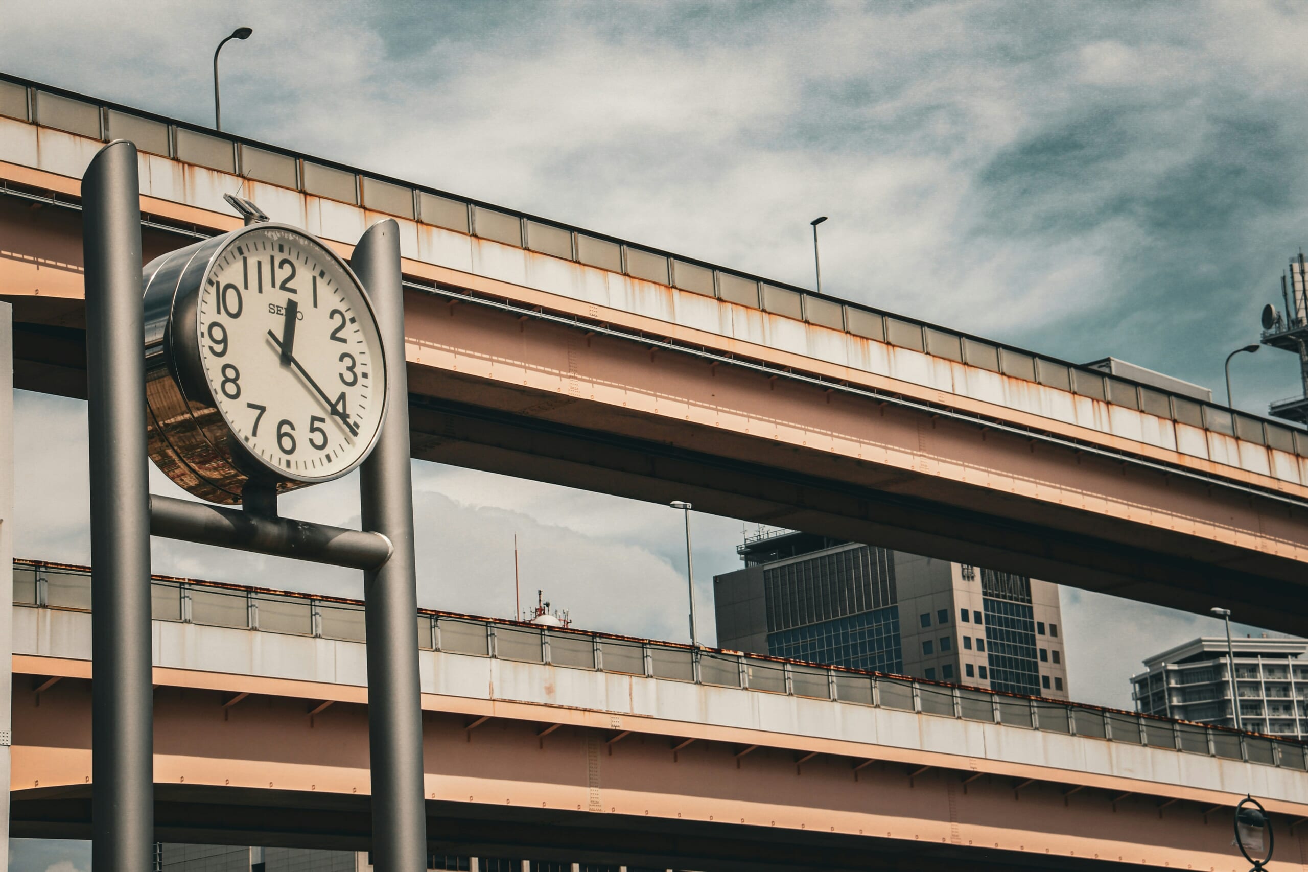What Time Is It in Japan? Japan Time Zones & Global Differences