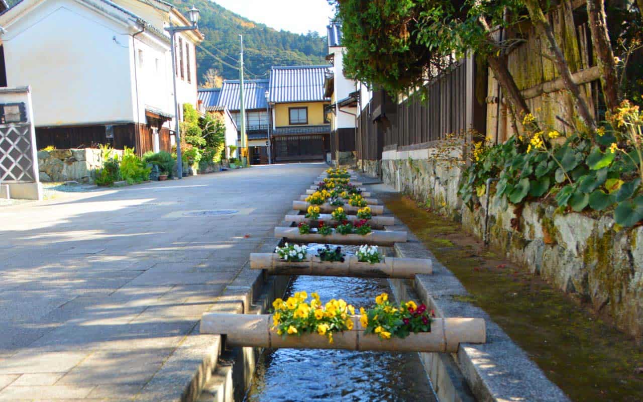 Ozu City: The Best Things to See and Do in Ehime's Castle Town