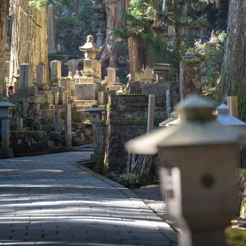 Sanjusangendo Temple and the 1001 Wooden Statues of Kannon in Kyoto