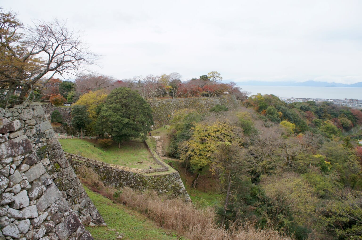 Hikone Castle: Check out the Remnants of Feudal Japan Near Lake Biwa