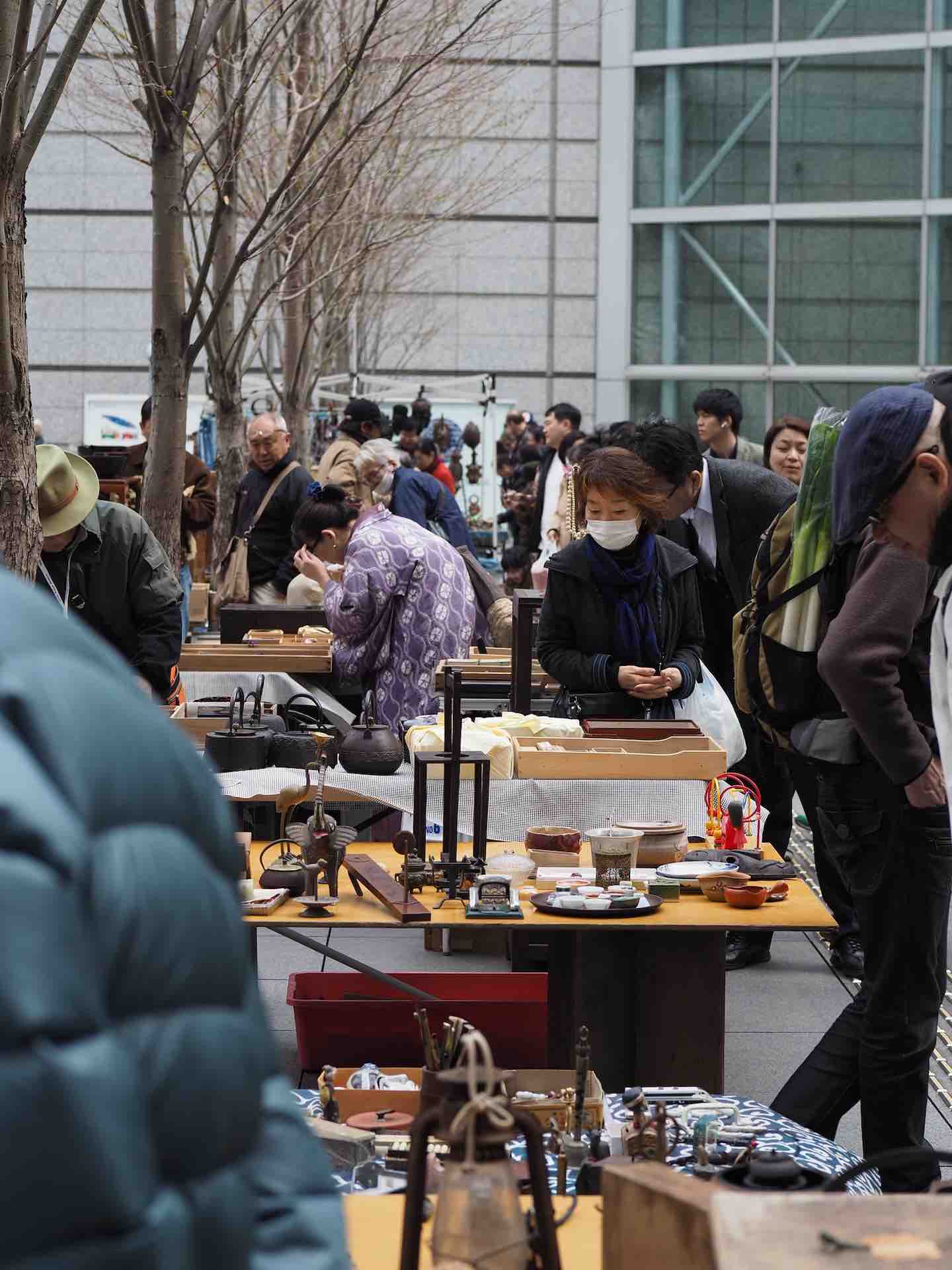 A Shopper's Guide to the Best Flea and Antique Markets in Japan