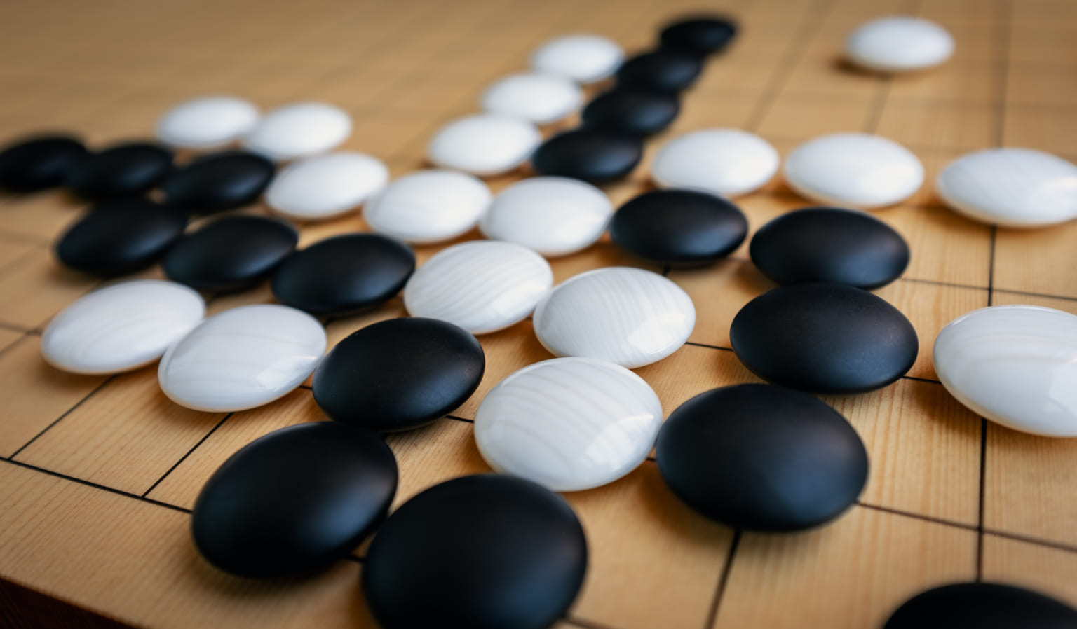 Le jeu de Go, un jeu ancré dans la culture du Japon - VOYAPON FR