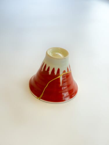 Kintsugi ou l'art de faire renaître la céramique avec de l'or