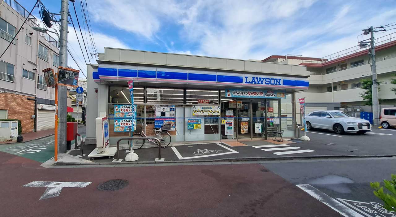 Le konbini, l’indispensable de la vie quotidienne au Japon