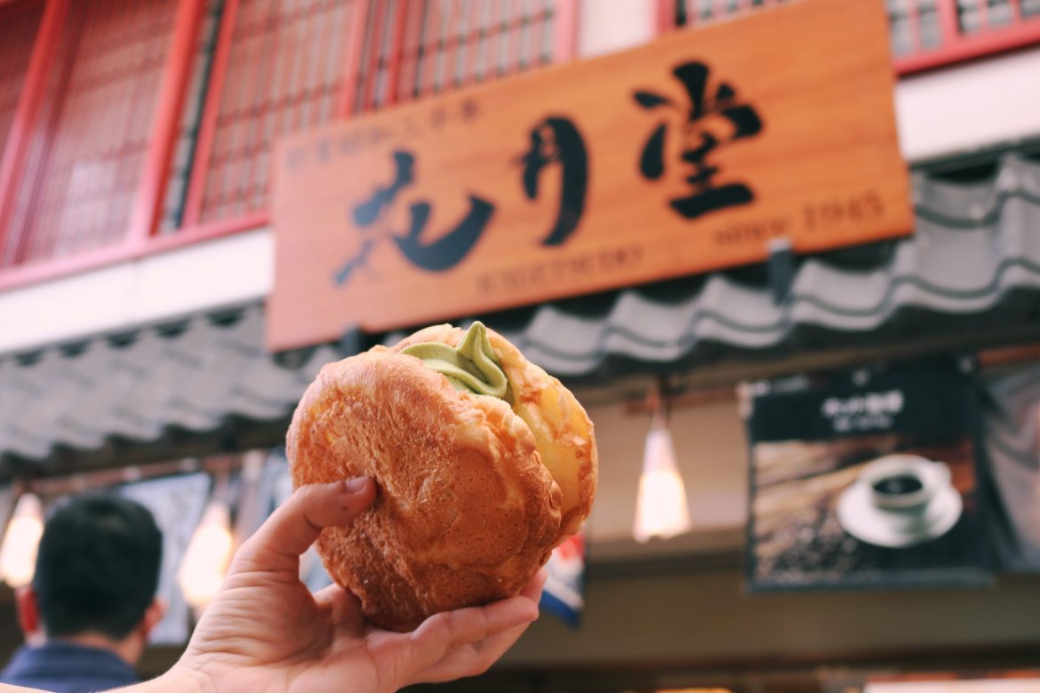 Asakusa: Probando snacks en el barrio tradicional en Tokio